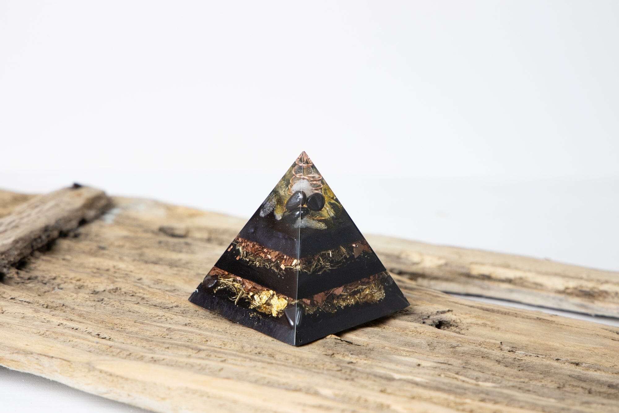Grounding Force Orgone Pyramid – OrgonChi